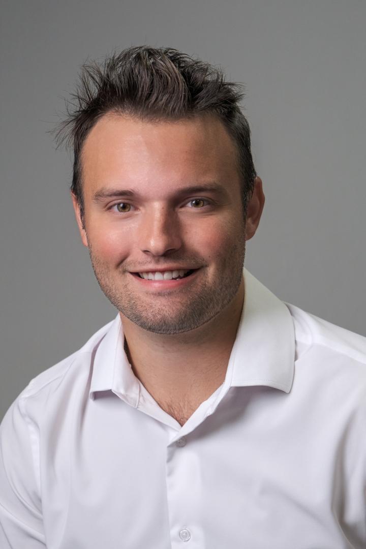 Matt Hutton is a CENTURY 21® agent in Carmel, 印第安纳州 46032, 美国