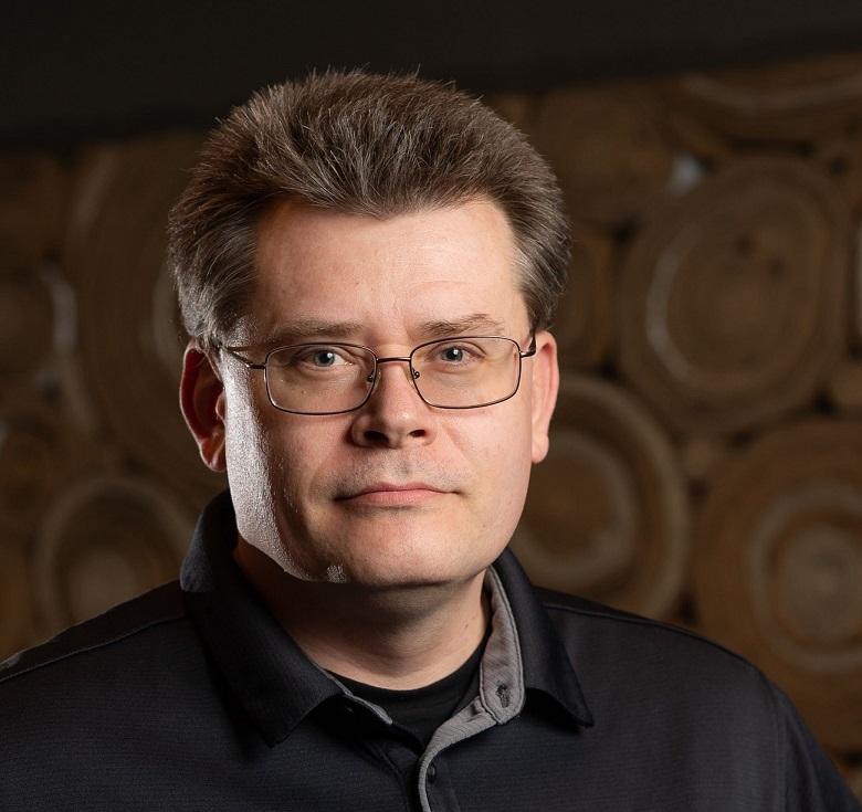 Sebastian Borys is a Century 21® agent in Naperville, Illinois 60564