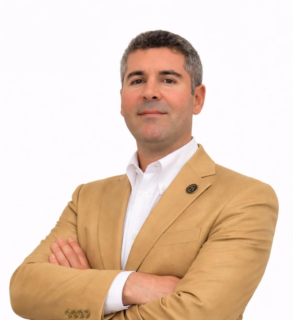 Alexandre Ferreira- ImoExperts Team est un CENTURY 21® agent au Porto ...