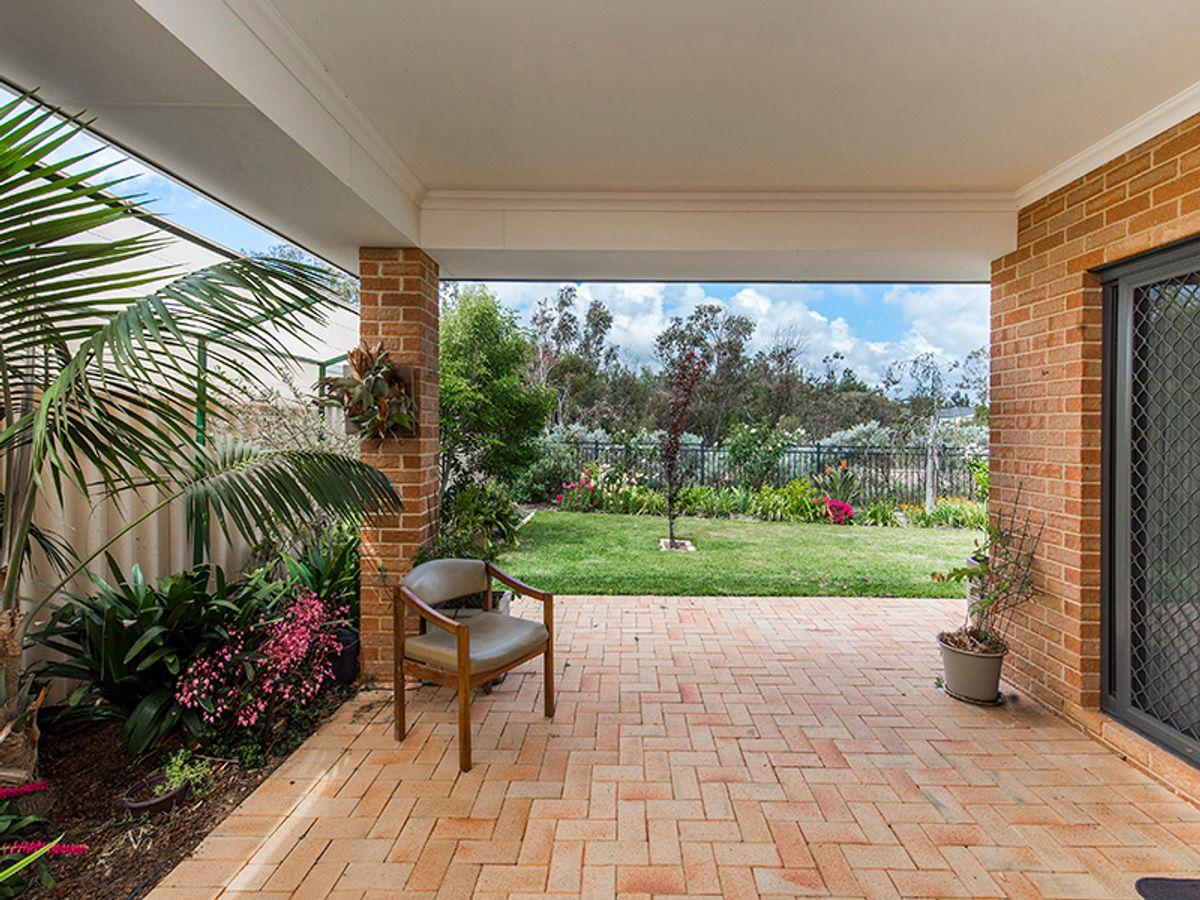 Single Family Home for Rent at 120 Norton Prom, Dalyellup, WA 6230 ...