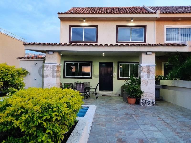 Casa unifamiliare in affitto presso Octavio Camejo C.R CASAS BOTE C ...