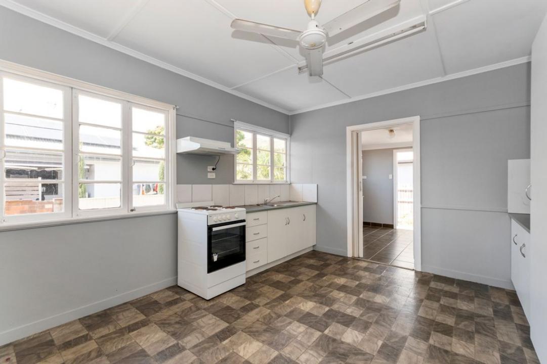 Single Family Home for Rent at 283A Stuart Drive, Wulguru, QLD 4811 ...