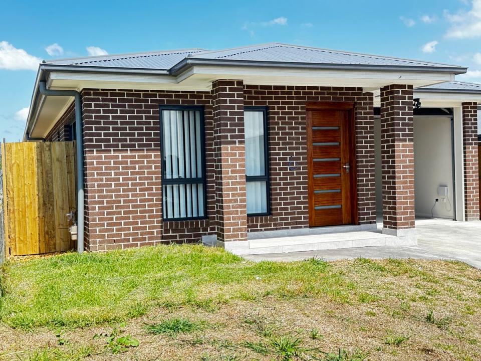 Single Family Home for Rent at Bradbury, NSW 2560, Australia | Century 21®