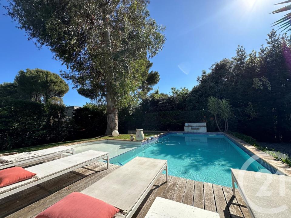 Townhouse For Sale, St Cyr Sur Mer Provence-Alpes-Côte D'Azur 83270 France