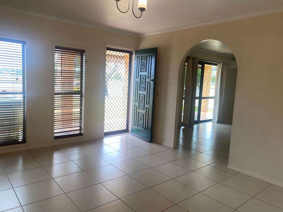 Single Family Home for Rent at 231 Bridge Road, South Mackay, QLD 4740 ...