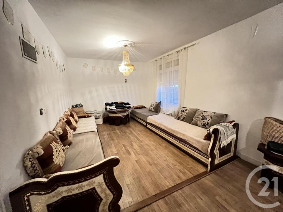 Maison de ville en vente à Amboise, Centre-Val De Loire 37400, France ...