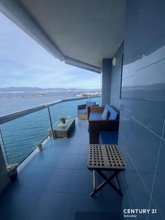 Strona główna na sprzedaż w 0/1, 196, Europlaza, Westside, Gibraltar ...
