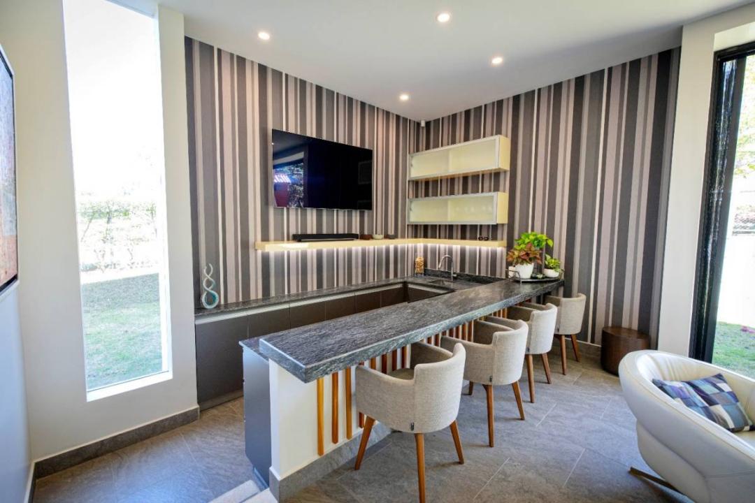 Casa Unifamiliar en Venta en Los reyes , Guácima Alajuela, Alajuela ...