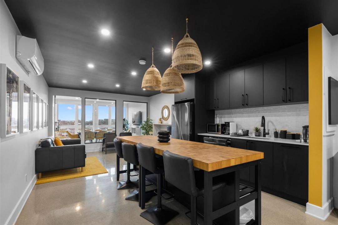 Biznes na wynajem w 8557 Boul. St-Laurent, Montréal (Villeray/Saint ...