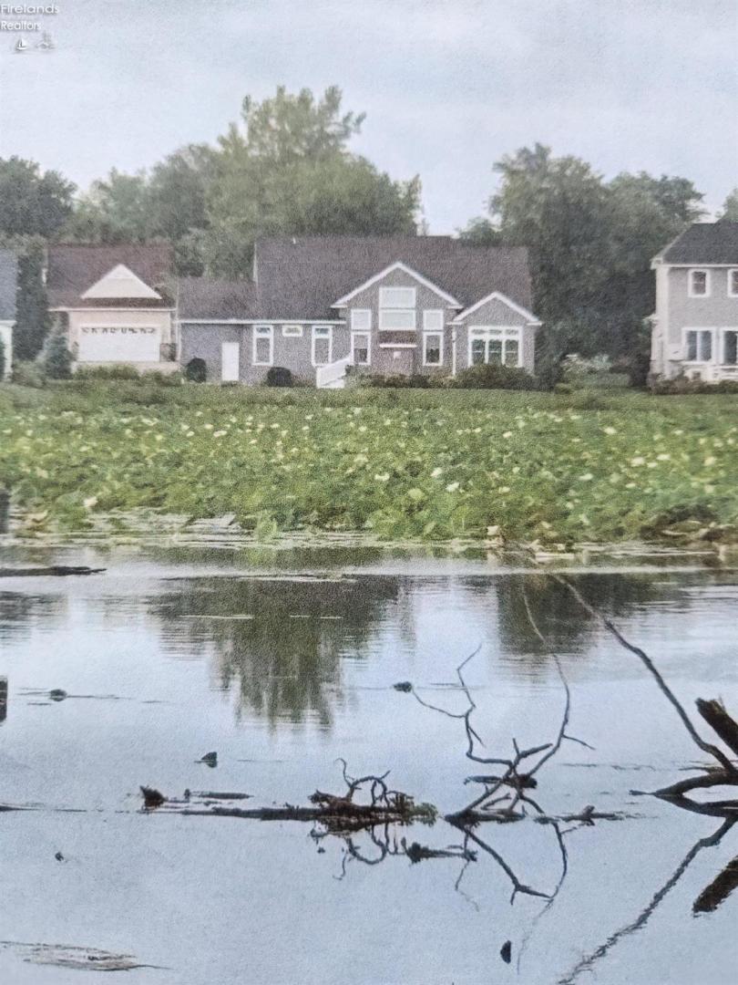 Casa Unifamiliar en Venta en 4881 E Wood Duck Ct, Port Clinton, Ohio ...