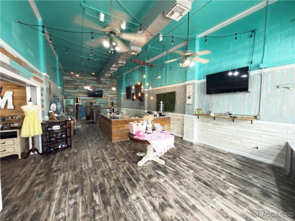 Propiedad comercial en Venta en 105 Courthouse Square, Inverness ...