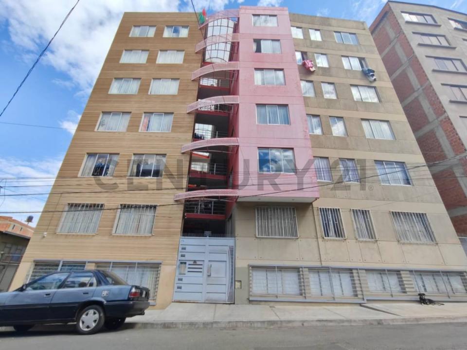 Departamento en Venta en calle Enrique Calvo 620, Villa Copacabana, La Paz 00001, Bolivia ...