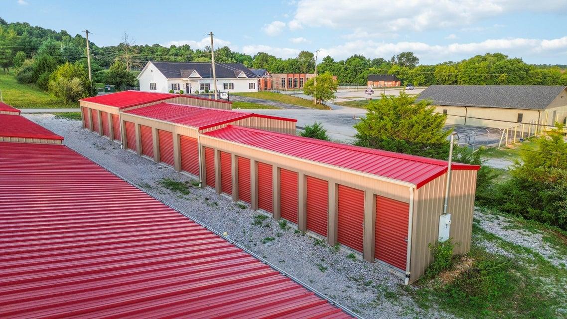 Proprietà commerciale in vendita presso 183 E Somerset Church Rd ...