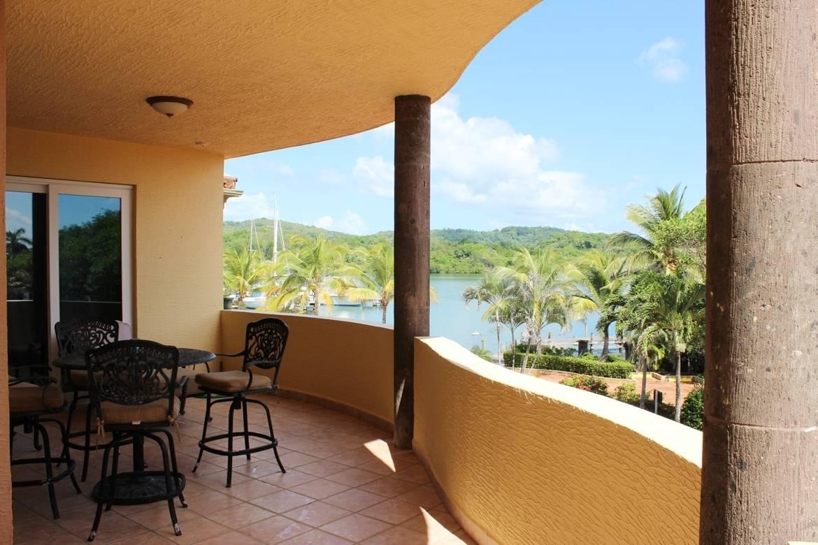 Departamento en Venta en Waterfront Marina Villa 2D, 3BR/2BA in Parrot ...