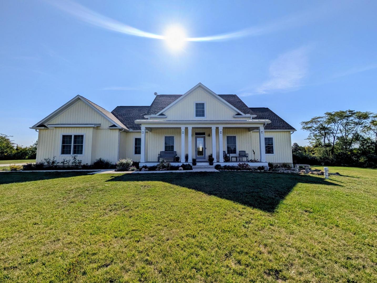 Casa Unifamiliar en Venta en 11044 Coontz Road, Orient, Ohio 43146 ...