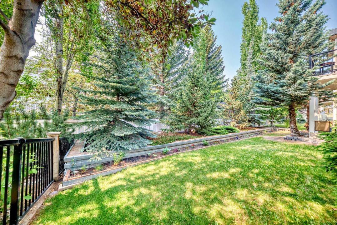 Single Family Home for Sale at 29 SIMCOE GATE SW, Calgary, Alberta T3H ...