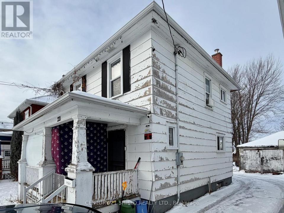 Single Family Home for Sale at 221 5TH STREET EAST, Cornwall (cornwall ...