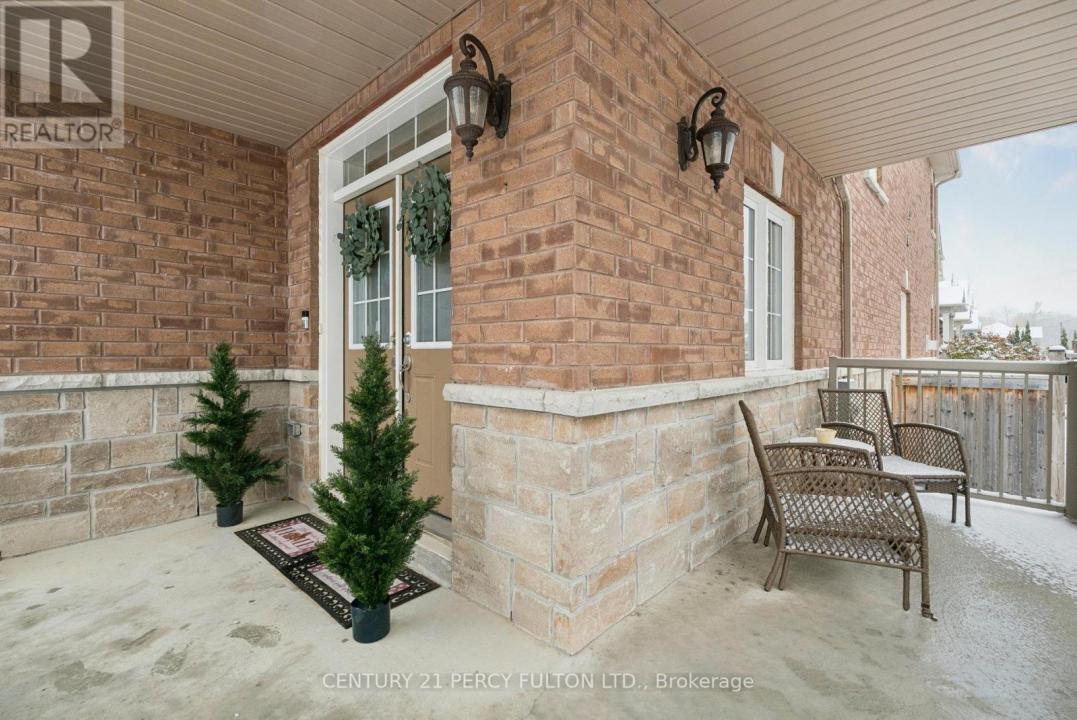 Townhouse for Sale at 2 PROSSER CRESCENT, Georgina (sutton & Jackson's ...