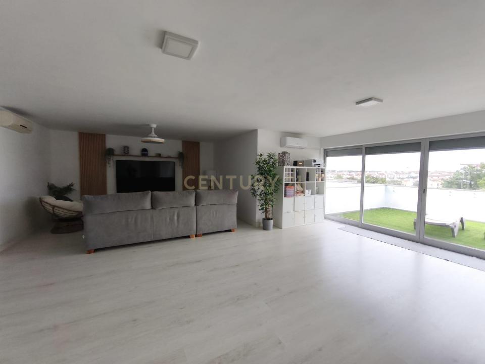Apartment for Sale at Seixal, Setubal 2840-140, Portugal | CENTURY 21®