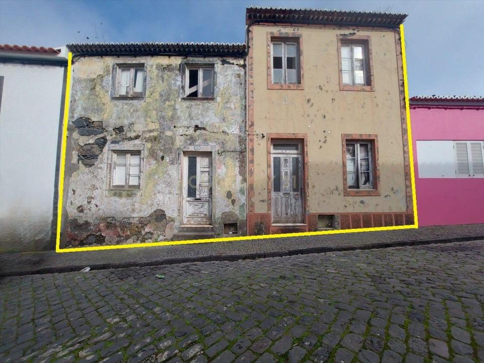 Single Family Home for Sale at Ribeira Grande, São Miguel Island 9600 ...