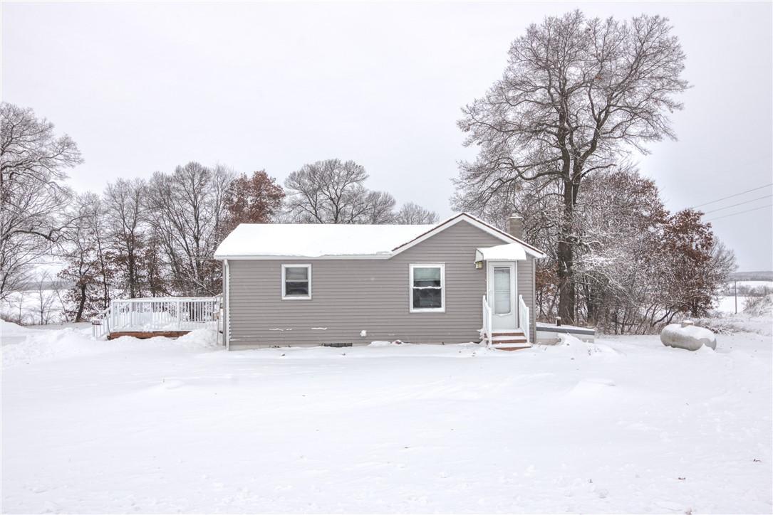 Single Family Home for Sale at 4946 County Highway T, Chippewa Falls ...