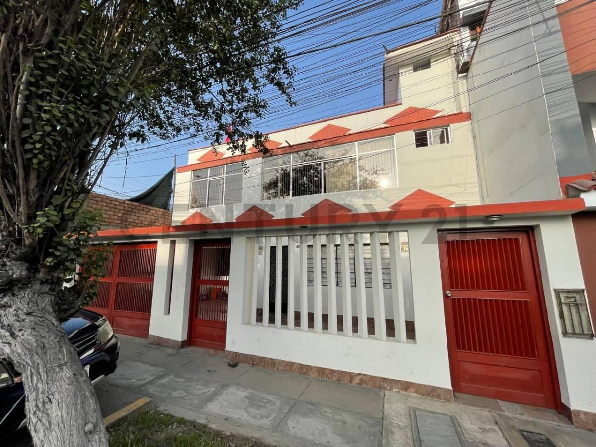 jorge castro Harrinton , Lima, Lima 00001, ペルーの賃貸の 一戸建て住宅 | CENTURY 21®