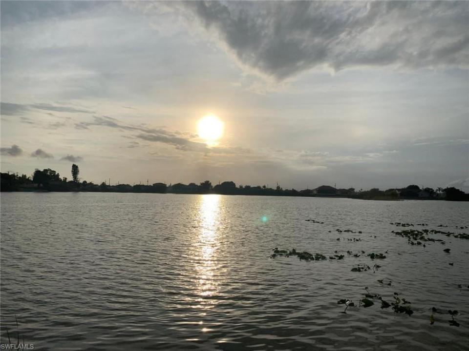 Vacant Land for Sale at 1142 NW 2 PL, Cape Coral, Florida 33993 ...